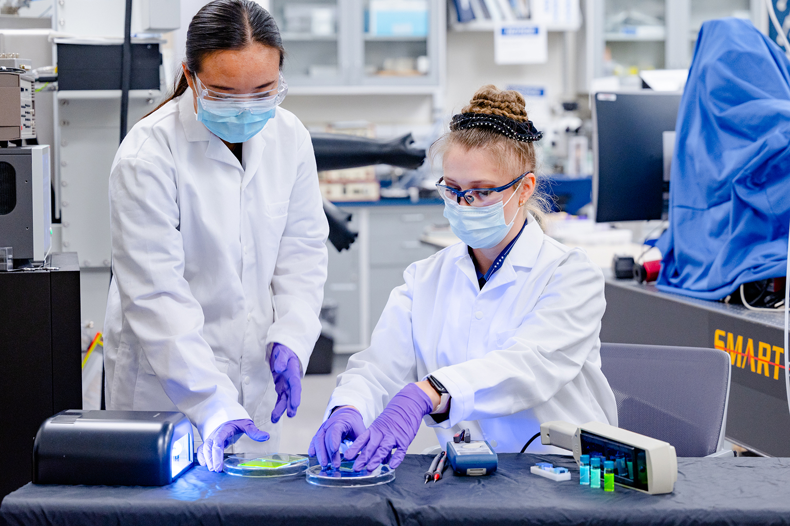 Empodera.org - Biocompatible Tech, the future of skin-like electronics